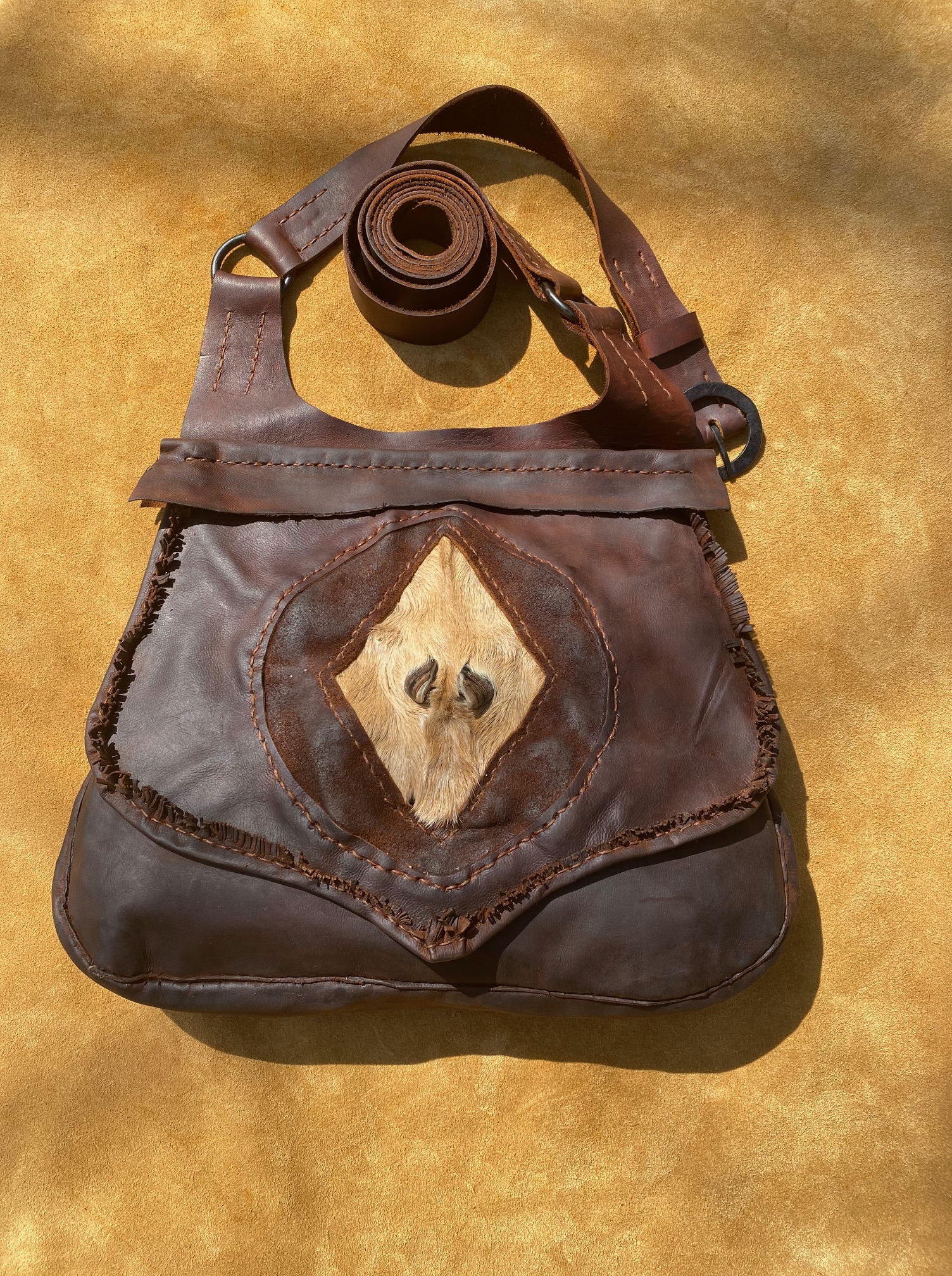 Large Dewclaw Fowler Bag – Contemporary Longrifle Association