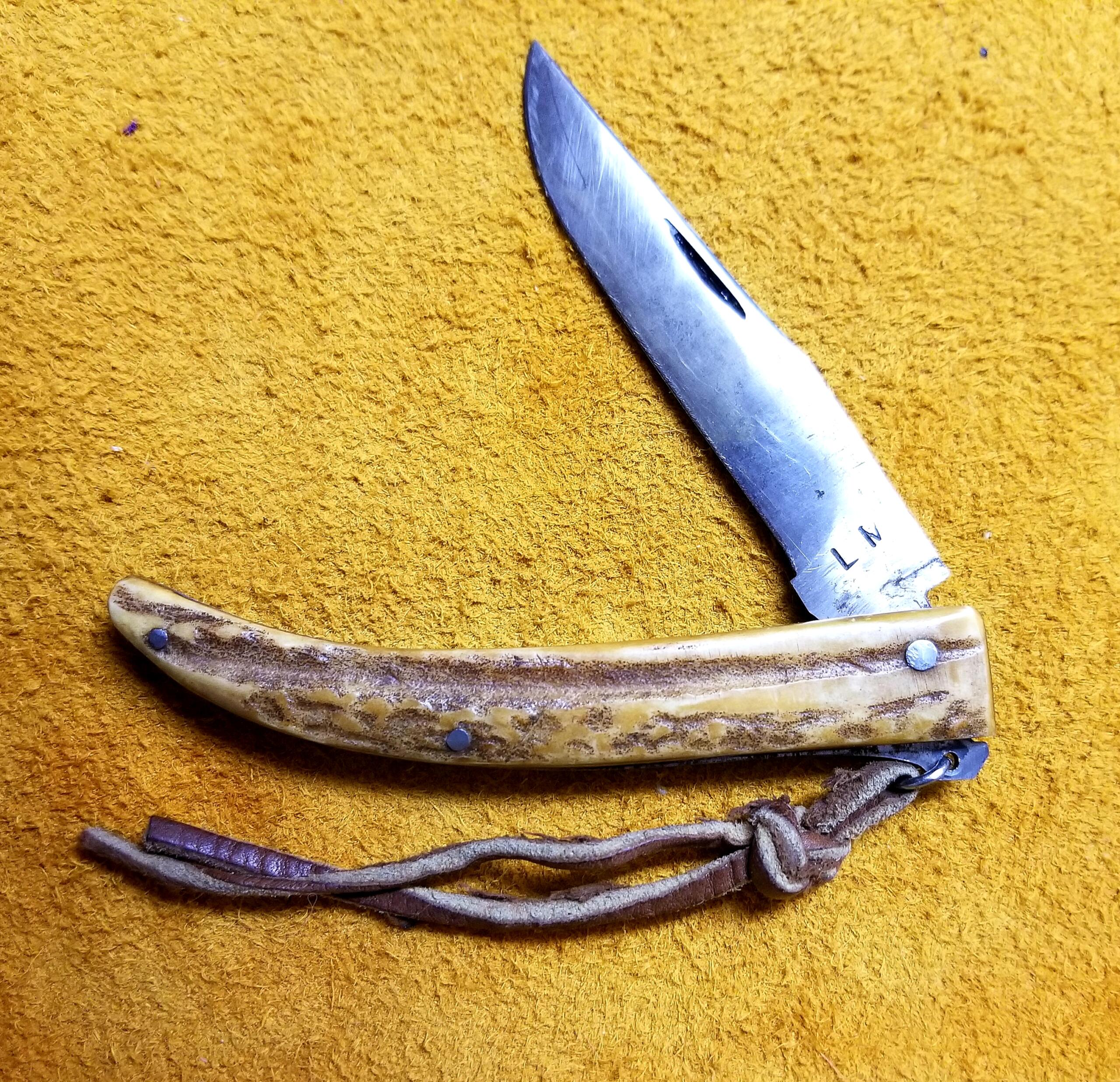 Locking Clasp Knife – Contemporary Longrifle Association